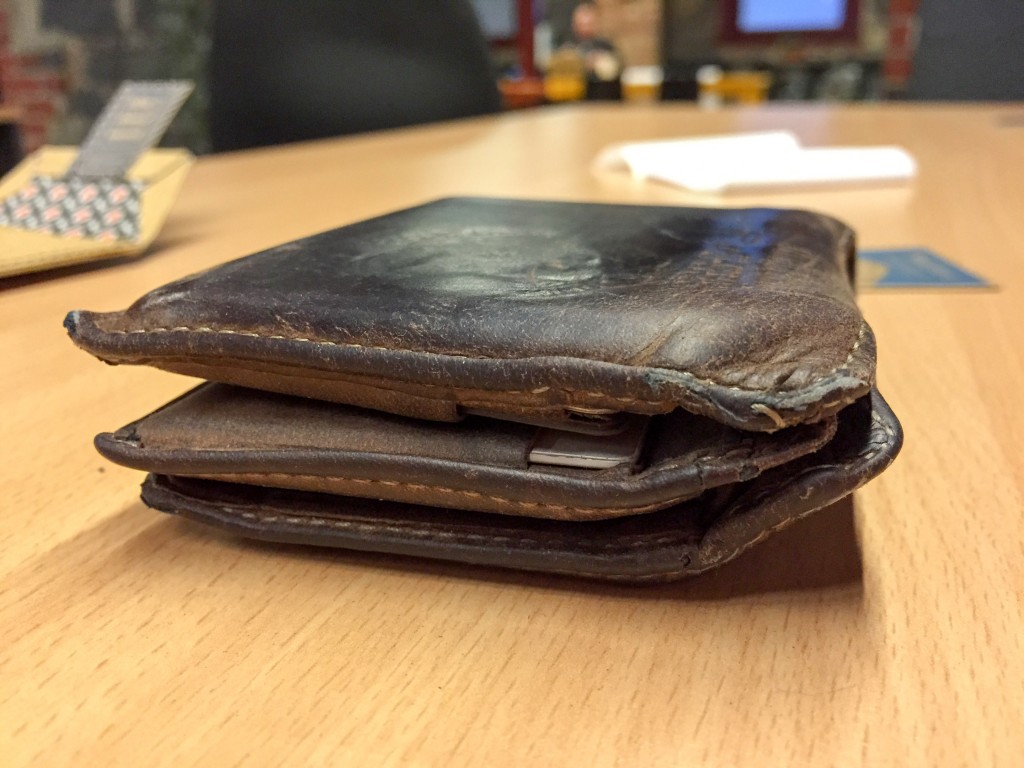 Review: Bellroy Note Sleeve “slim wallet” | istartedsomething